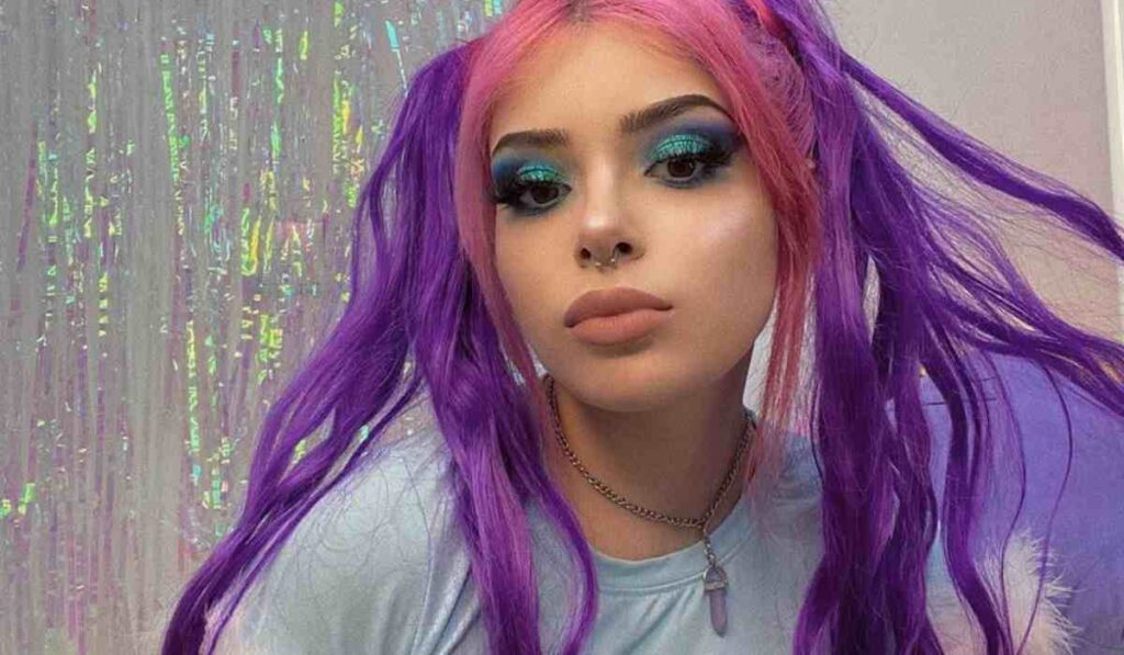 Chi è Rosalba Andolfi? Biografia, curiosità e vita privata della Youtuber