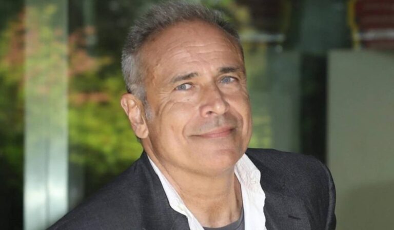 Chi è Enzo Decaro? Età, carriera e vita privata dell'attore